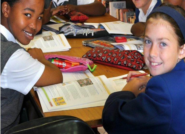 Teachers receive a comprehensive Teacher’s Guideand extensive Teacher ...